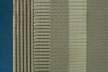 China Sintered Plate Filter Screen 5mm Stainless Steel Woven Wire Mesh with 1.7mm Thickness and 40% Porosity for sale