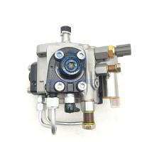China Steel Excavator Fuel Pump 8980915653 for ZX330-3 with 6HK1 Engine and 9kg Capacity for sale