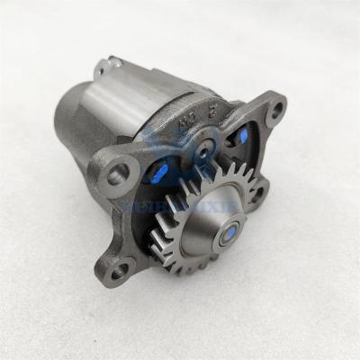 China Engine 6D125 Oil Pump 6251-51-1001/1000 for Komatsu PC400-7 PC400-8 Excavator - 6kg Weight, 25×25×29cm Packaging for sale