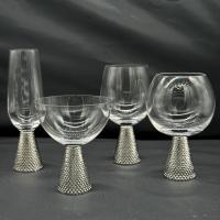 China Lead Free Crystal Electroplate Diamond Base Wine Glass Set Featuring Modern Art Unique Style Perfect For Elegant Dining And Special Occasions for sale