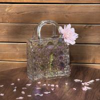 China Hand-Blown Diamond Pattern Glass Handbag Vase - Versatile Decorative Centerpiece for Home & Wedding Decor for sale