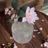 China Handcrafted Textured Glass Vase with Unique Funnel Design for Sturdy & Functional Floral Displays for sale