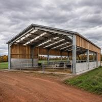 China Prefab Agricultural Buildings Steel Farm Building With Galvanized Structure for sale