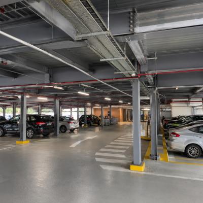 China Commercial & Logistics Steel Structure Car Parking High Capacity & Fast Deployment for sale