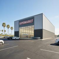 China Bespoke Design Steel Frame Commercial Building Flexible Dimension for Retail Supermarket for sale