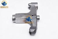 China Isuzu 6HK1 engine rocker arm bracket 894392-0023, Sany material code: B229900004442 for sale