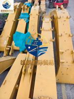 China Our company specializes in supplying all kinds of construction machinery structural parts, including booms and arms. We also provide custom extended arms and short excavator arms based on your drawing for sale