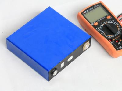 China Lifepo4 prismatic 3.2v 200ah battery for solar off grid house energy storage for sale