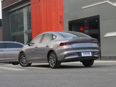 China BYD QIN PLUS DM-i 2021 Plug-in Hybrid Sedan - 1.5L 81kW Engine, 55km Electric Range, 7.9s 0-100km/h for sale