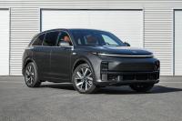 China LEADING IDEAL L7 Hybrid Luxury SUV 5050mm Length 1100km Range Electric 4WD 5.3s Acceleration for sale