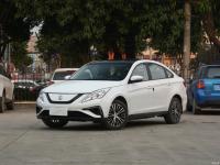 China Dong Feng S50 EV Electric Taxi 415-450km Range 120kW Motor 0.5 Hour Fast Charging for sale