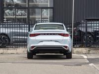 China Geely Emgrand L HiP PHEV Sedan 1.5T Engine 1300KM Range 100KM Electric 6.9s Acceleration for sale