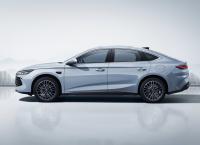 China BYD Qin L DM-i Plug-in Hybrid Sedan 120km Electric Range 74kW 1.5L Engine for sale