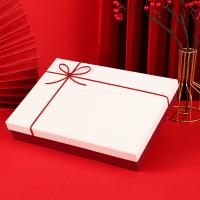 China Custom Order Accepted Luxury Lid and Base Box for T Shirt Clothing Gift Packaging for sale