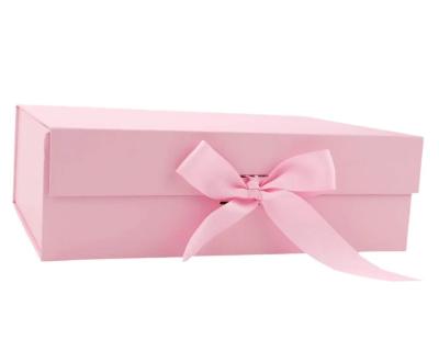 China CMYK 4 Color Offest Printing Customzied Luxury Cardboard Paper Wedding Gift Packaging Box for sale
