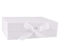 China CMYK 4 Color Offest Printing Customzied Luxury Cardboard Paper Wedding Gift Packaging Box for sale