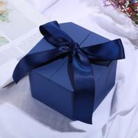 China Custom Boutique Luxury Matt Jewelry Gift Box with Magnetic Closure and Black Ribbon for sale