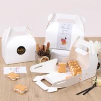 China Recyclable Disposable Bakery Takeaway Brown Kcraft Cake Box Cake Card Box with Handle for sale
