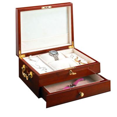 China Hot sale Luxury lock leather wooden prefered gift box for sale