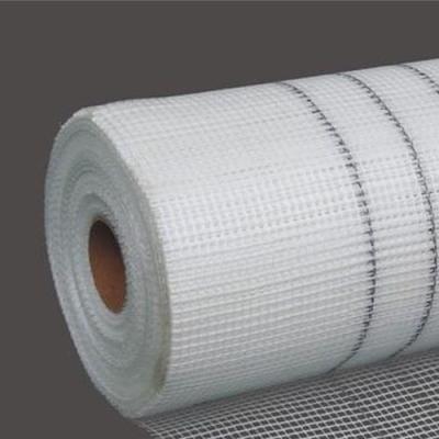 China Urea Glue Coated Fiberglass Mesh Roll , 160g 4×4 Fiber Mesh White for sale