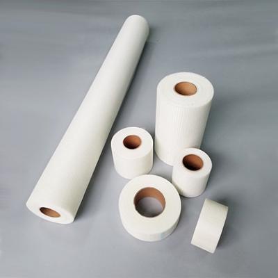China 160g 4x4mm Fiberglass Screen Mesh Roll, White Fiberglass Rendering Mesh for sale