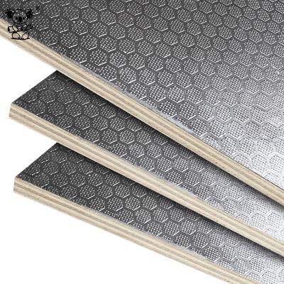 China WBP Glue 13mm 18mm Non Slip Stage Flooring Panel 2440 1220mm for Event Platform for sale
