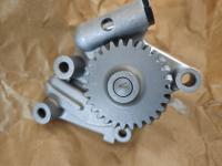 China Oil Pump Auto Engine Parts 129900-32001 4D94E for sale