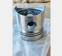 China Kubota V1502  Engine Piston With  Pin Clips Alfin for sale