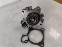 China Mitsubishi 4P10  Best Sell Excavator Parts Diesel Water Pump for sale