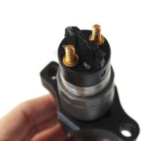 China 0445120018 High Quality New Diesel Engine Fuel Common Rail Injector W/splint 0445120113 for sale