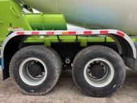 China High Load Moment 12 Cubic Concrete Mixer Truck for Building Material Shops Efficiency for sale