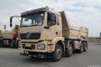 China Shacman Delong M3000 8X4 5.8m Dump Trucks with 5.6*2.3*0.9m Cargo Tank Dimension for sale