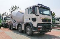 China Customized 8X4 7.8m3 HOWO TX 350HP Concrete Mixing Truck for Heavy-Duty Construction for sale