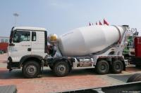 China Customized 8X4 7.8m3 HOWO TX 350HP Concrete Mixing Truck for Heavy-Duty Construction for sale