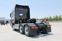 China Jiefang JH6 6x4 4x2 8x4 Tractor with Air Suspension Driver's Seat and Multimedia System for sale