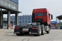 China HOWO TX7 Heavy Truck 460 HP 6X4 Tractor with ≥600L Fuel Tank Capacity and 6x4 Drive Wheel for sale