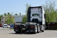 China Affordable Shacman X6000 6X4 4X2 6X2 CNG LNG Tractor with ABS and Air Suspension for sale