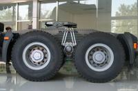 China 6*4 Left/Right Hand Driving Stock HOWO A7 CHG LNG Tractor Truck Head with Cruise Control for sale