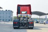 China 6 Cylinders HOWO TH7 4*2 6*4 Tractor CHG LNG Truck Head for Dangerous Goods Transport for sale