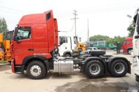 China Sinotruk HOWO T7H 440HP 6X4 Hazardous Chemical Tractor with 500-600L Fuel Tank Capacity for sale