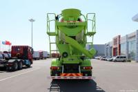 China Customer's Requirement Choose Hot Auman GTL 360HP 8X4 7.7 Square Concrete Mixing Truck for sale