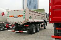 China Dongfeng Liuqi Chenglong H5 310 HP 6X4 Traction Truck Head with Reverse Shift Number 2 for sale
