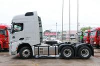 China Used Truck Delong X6000 560 HP 6x4 Traction Truck Head with Half a Row Seat Rows for sale