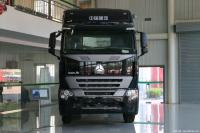 China HOWO A7 Series Heavy Truck 320HP 6X4 Tractor Trucks with Automatic Window for sale