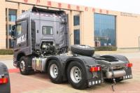 China SINOTRUCK HOWO Max 480 HP 6x4 Dangerous Goods Traction Truck Head for 3 Passengers for sale