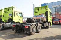 China FAW Jiefang J7 Heavy Truck 6X4 LNG Traction Truck 530hp Engine and Cruise Control ACC for sale