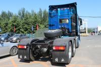 China FAW Jiefang J7 LNG CHG 371 375HP 4*2 6*4 6*2 Load Tractor with Maximum Speed of 120KM/H for sale