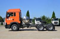 China SINOTRUCK Gear Box Sinotruk HOWO TX7 480hp 6X4 LNG Tractor Trucks for Transportation for sale