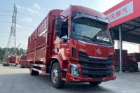 China Logistics Transportation Dongfeng Liuqi Chenglong M3 220HP 4X2 6.8m Warehouse Truck for sale