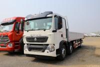 China Hot 6X2 7.8m Fence Truck Sinotruk HOWO T5G Heavy Truck 270HP with Cargo Tank Dimension for sale